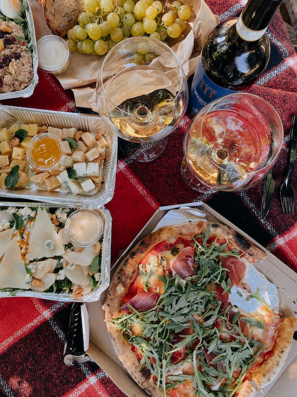 The Art of French Picnicking: Delicious Recipes for Your Next Outdoor ...